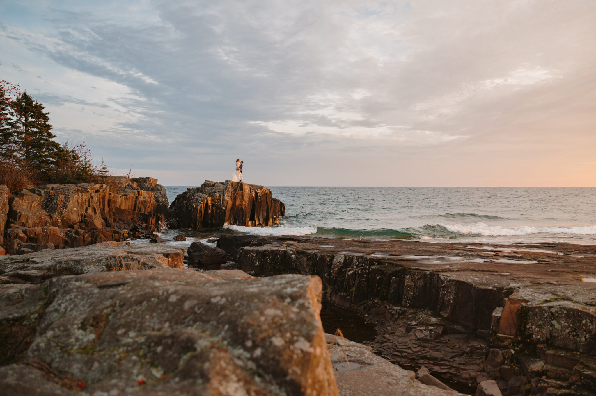 What Is Eloping? And Why It Might Be Perfect for You